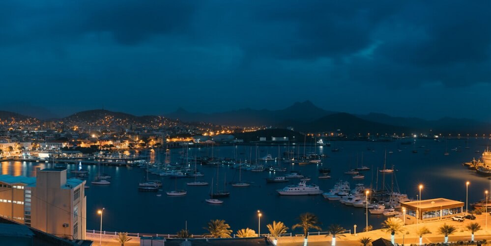 Viaje de Ferry entre as ilhas de Cabo Verde